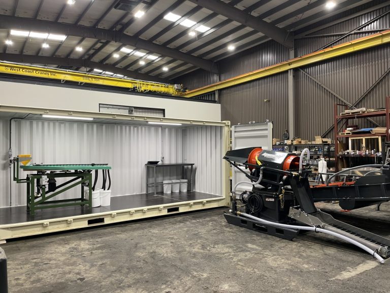 GoldRoom 20 - Macon Industries